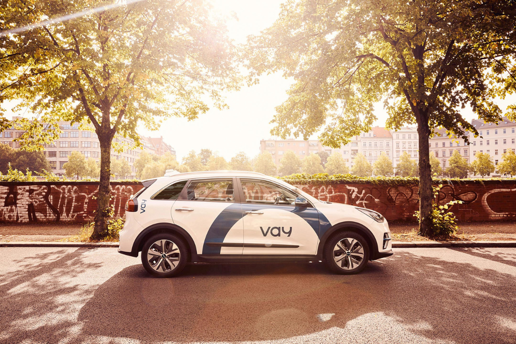 El primer coche autónomo que circula sin conductor, ya en Europa